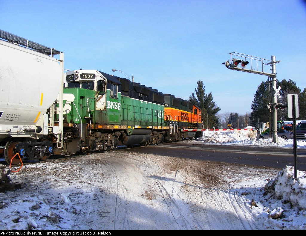 BNSF 1527